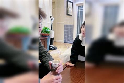 这闺女，真是一刻都不会吃亏啊闺女