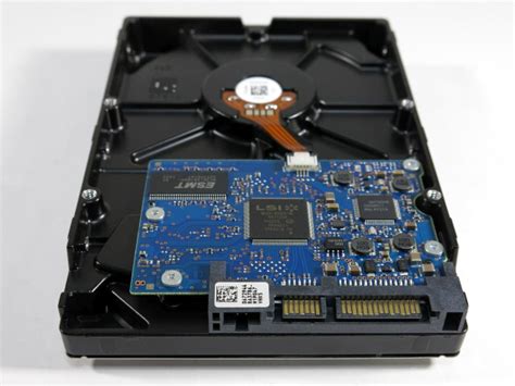 日立GST HDS721050CLA362 - DESKSTAR 500GB 0S02600 HDD