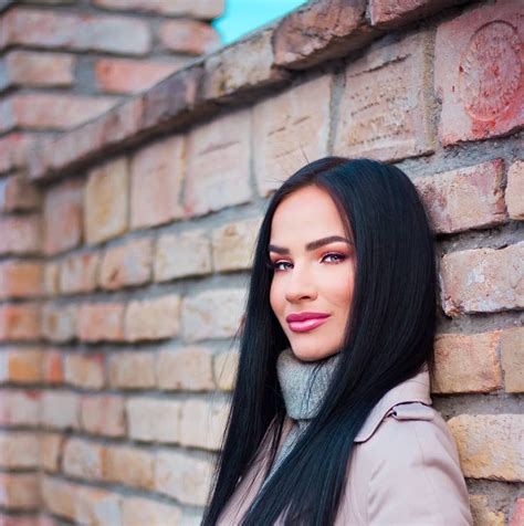 Sexi Anet Slotová Je Krásna Ale Aj Nadaná Make Up Artistka Hashtag Sk