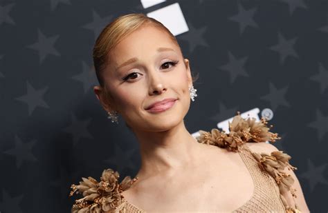 Chelsea Handler Mocks Blake Lively Justin Baldoni Critics Choice