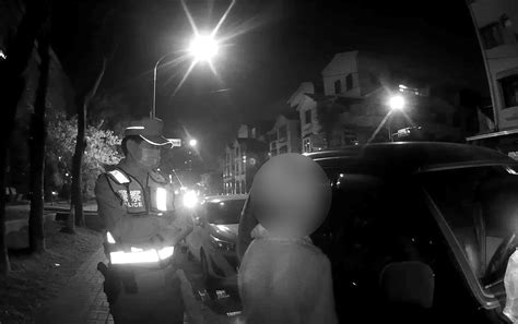 愛兒遭綁警火速馳援 原來是「她」的超現實幻覺 蕃新聞