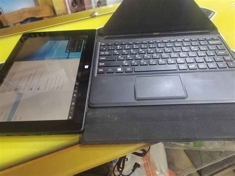 ‎لاب وتابلت 10 بوصه بسعر خيالي‎ Fabric Cairo Egypt Facebook