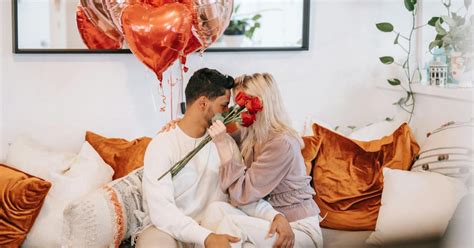 Days Before Valentine S Day Rose Day Propose Day Valentine Day Couplebirds Com