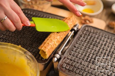 Вафельные трубочки рецепт для вафельницы Patee Рецепты