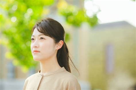 【就職活動】法学部生の就職先は年収が高い！？法学部生がアピールできるポイントや就職先ランキングを含めて解説しています！ 就活ハンドブック