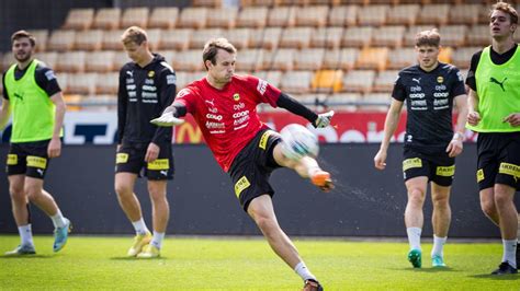 Lsk Låner Ut Keeper Henter Tilbake En Annen Nrk Sport