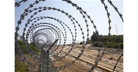 Задигнаха част от оградата по границата ни с Турция