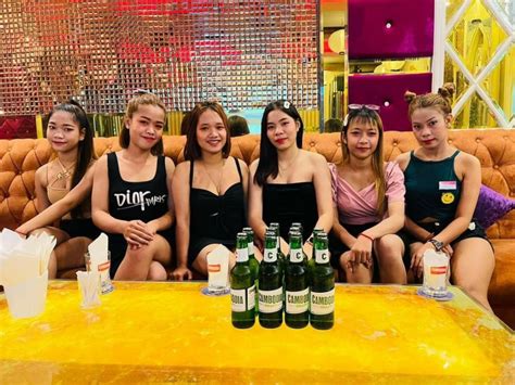 캄보디아 프놈펜 대표적인 유흥거리인 136st 밤문화 여행정보 철봉투어 캄보디아 프놈펜 대표적인 유흥거리인 136st 밤문화 여행정보 철봉투어