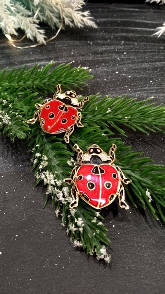 Божья коровка лети на небко там твои детки кушают конфетки Фууу Такую присказку я говорила в