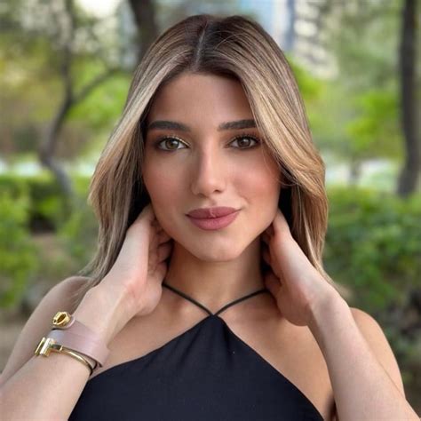 Sexy 😼💦 R Narins Beauty