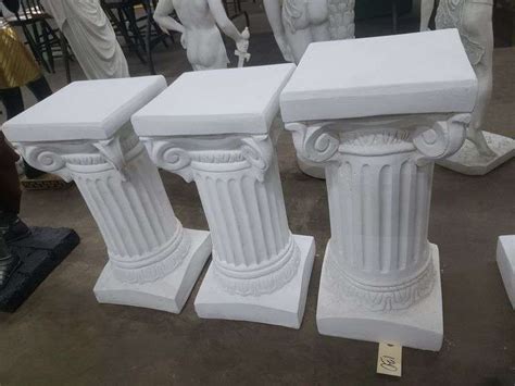 3 Plaster Pillars Baer Auctioneers Realty Llc