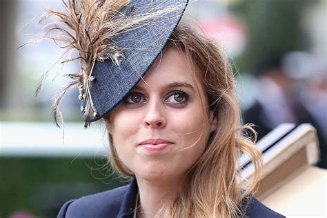 Porodila Se Princeza Beatris Hello Magazin