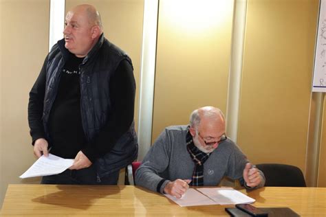 კომისიის სხდომა ოზურგეთის მუნიციპალიტეტი