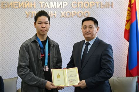 Монголын мөсөнд авиралтын тамирчид 2024 оны Дэлхийн цом ДАШТ ээс 9 медаль хүртжээ