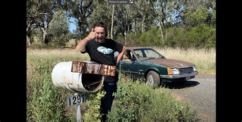 Video Reuniting A Vb Commodore With Its Original Owner 43 Years Later