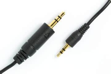 35mm Vs 14 Jacks Whats The Difference And Which Is Better
