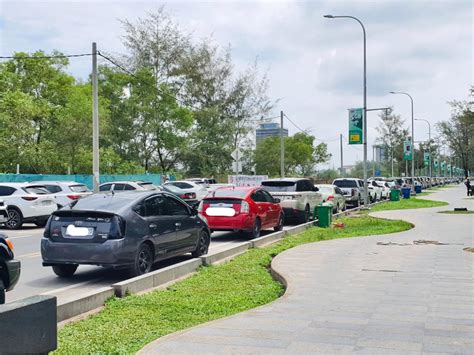 ភ្ញៀវទេសចរទៅលេងកម្សាន្តក្រុងព្រះសីហនុ មានសន្ទុះយ៉ាងច្រើនកុះករក្នុងសប្តាហ៍នេះ Khmerload