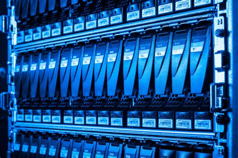 服务器图片 数据中心的服务器素材 高清图片 摄影照片 寻图免费打包下载