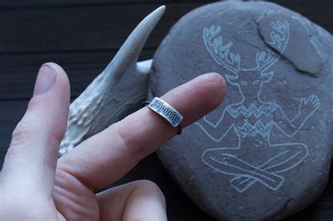 Spooky Ring The Wicked Griffin