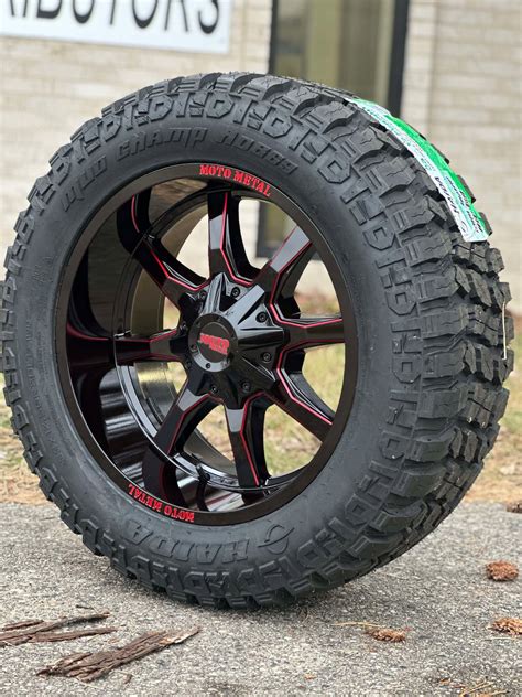 Moto Metal Mo970 20x10 18 Gloss Black Red Milled 8x180 With