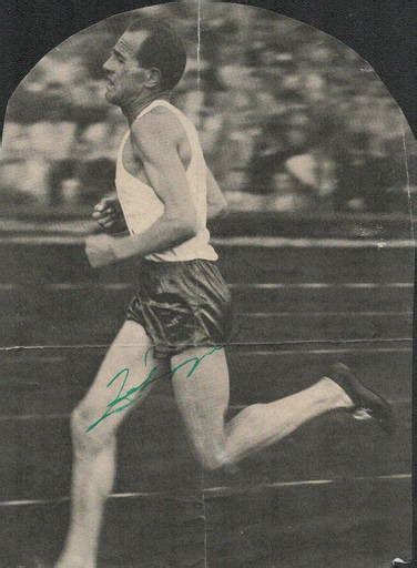 Athlete Emil Zã¡topek Signed Vintage Newspaper Photograph Clipping This Unique Signature Shows