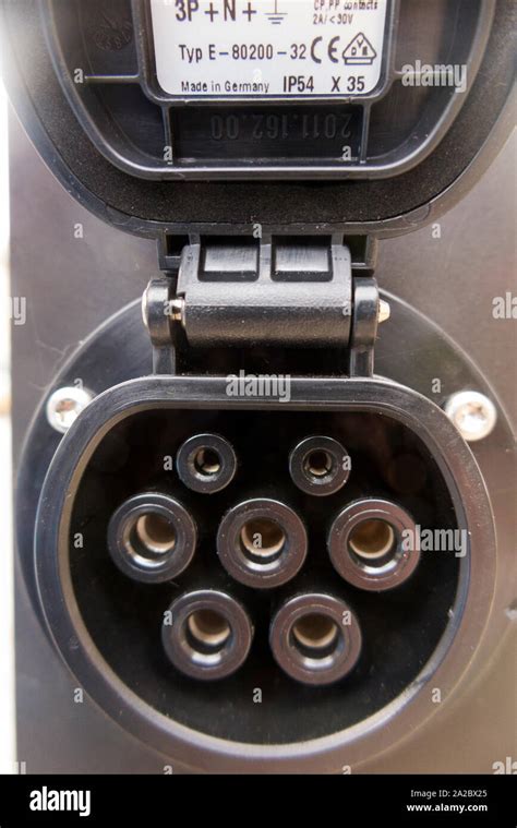 siemens ubitricity simple socket simplesocket with the water resistant cover lifted up to