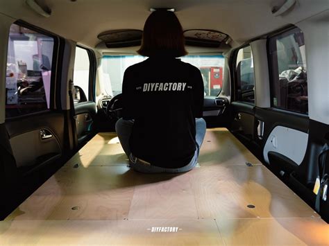 아마다이팩토리에만 있지 않을까요 레이 통시트 완전 평탄화 차박 시스템 차박평탄화 레이평탄화 인산철배터리 매립 파워뱅크 매립 캠핑카 캠핑카제작