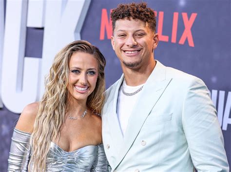 Travis Kelces Ex Kayla Nicole Unfollows Brittany And Patrick Mahomes