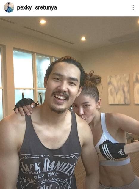 Trueid Entertainment ตลกเซ็กซี่ เป็กกี้ ศรีธัญญา อวดวันพีซสุดแจ่ม โพสต์ฮาสวยสร้างเองแต่หน้าอก