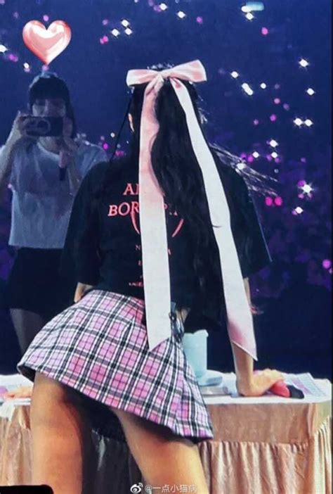 ဆယ်ကျော်သက်လေးလို ချစ်စရာကောင်းစေမယ့် အဆိုတော် Jennie ရဲ့ ဖဲကြိုးစည်း Hairstyle လေးတွေ