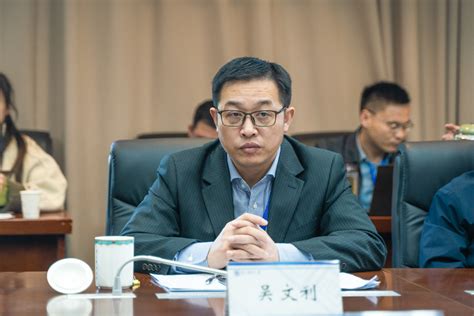 我校举行合肥市2023年春季“招才引智高校行”座谈会暨专场招聘会