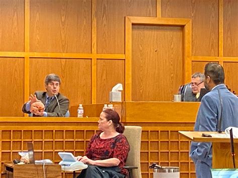 Jeremy Main Defense Experts Mental Illness Led To Daughters Drowning