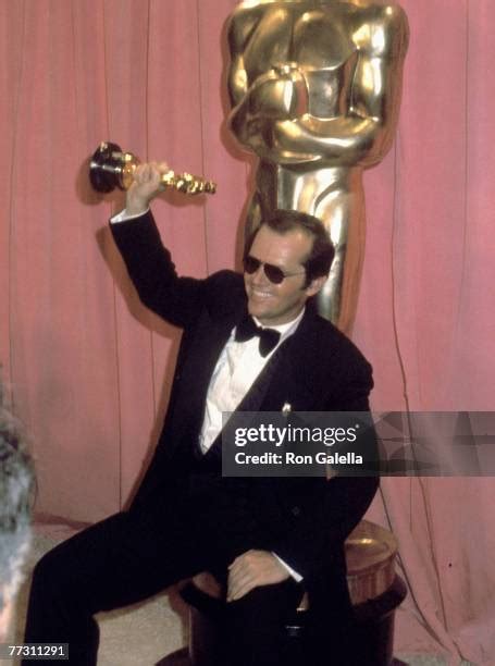 Jack Nicholson Oscars Photos And Premium High Res Pictures Getty Images