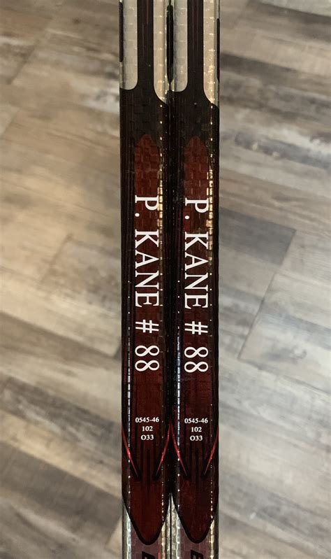 New Patrick Kane Bauer Vapor 1x Lite P10 102 Flex Sidelineswap