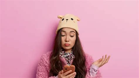 120 Kata Kata Orang Cuek Dan Dingin Pernah Mengalaminya Hot