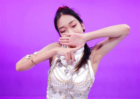 걸그룹 연습생 촬스의 이슈와 유머