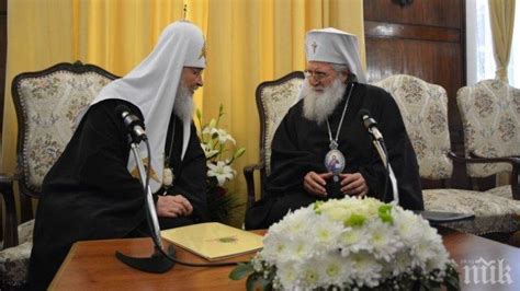 УНИКАЛНО За първи път двама патриарси ще служат заедно на връх Шипка за 3 март Информационна