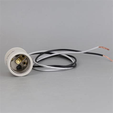 E 26 Porcelain Pre Wired Lamp Socket With Low Profile 1 8ips Threaded Removeable Cap