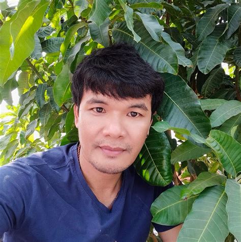 อย่ามาจับเดี๋ยวงานไม่เสร็จ ขำขัน ตลก ฮา แคปชั่นเด็ด บ่าวเปรม คนนอนนา แฟนเพจ Facebook