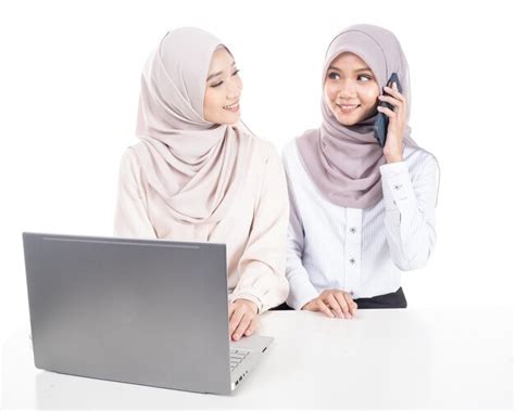 Page Hijab Employee Images Free Download On Freepik