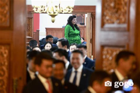 М Нарантуяа Соёлын сайдын ваучерыг 2025 оны төсвөөс хассанд эмзэглэж байна