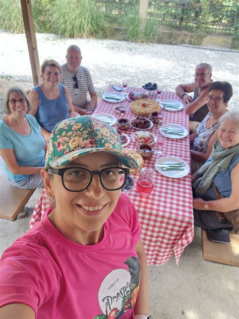 Spirit Of Prespa Запознајте ја Ана 👩‍🌾 креаторот и бренд амбасадор на Spirit Of Prespa Ана