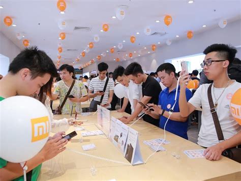 C Ch Xiaomi Chi M Ng I V Ng Nh S N Xu T Smartphone L N Nh T Th Gi I