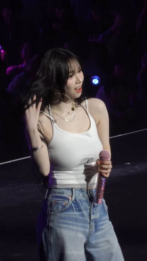 에스파 카리나 흰나시 묵직한 가슴 볼륨감 걸그룹 연예인 짤티비 Jjtvkr 에스파 카리나 흰나시 묵직한 가슴 볼륨감 걸그룹 연예인 짤티비 Jjtvkr