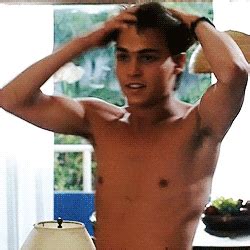 26 Celebrities Straight People Never Knew Were Twinks Johnny Movie