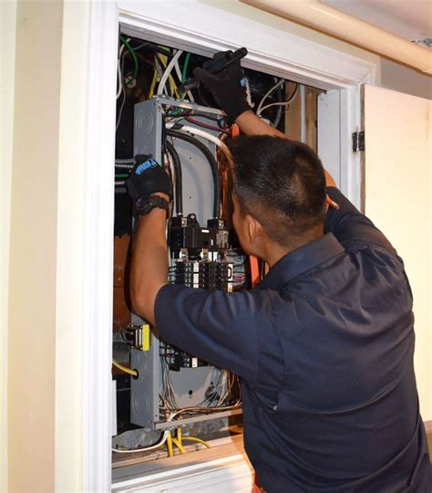 What Does An Electrician Do Benefits Of Working With A Pro