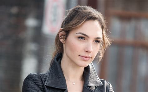 Gal Gadot Celebrities Girls Hd Wallpaper