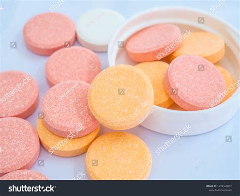Chewable Images Stock Photos Vectors Shutterstock