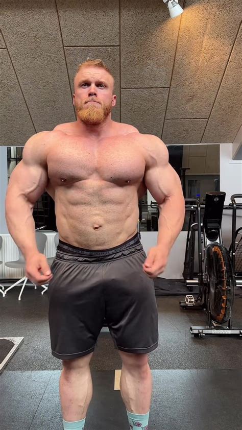 Bearded Muscle Beast ThisVid Com Bearded Muscle Beast ThisVid Com
