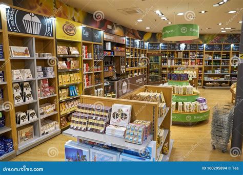 Bottega Dei Sapori Tienda Gourmet Imagen De Archivo Editorial